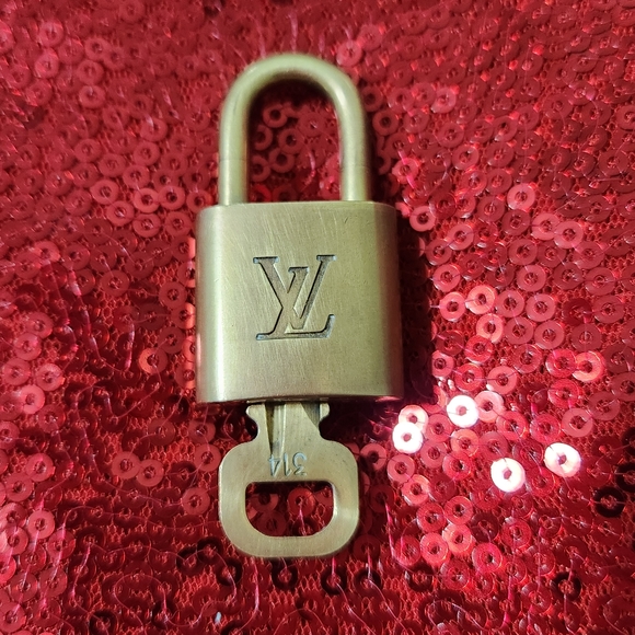 Louis Vuitton | Accessories | Louis Vuitton Goldtone Lock And Key ...